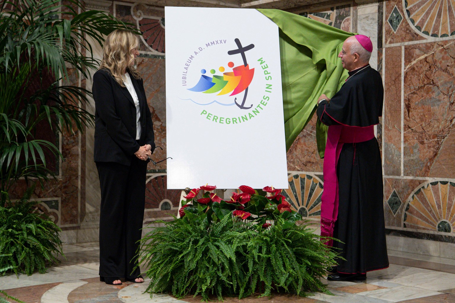 Pope Francis: 'We Must Fan the Flame of Hope' – Exaudi