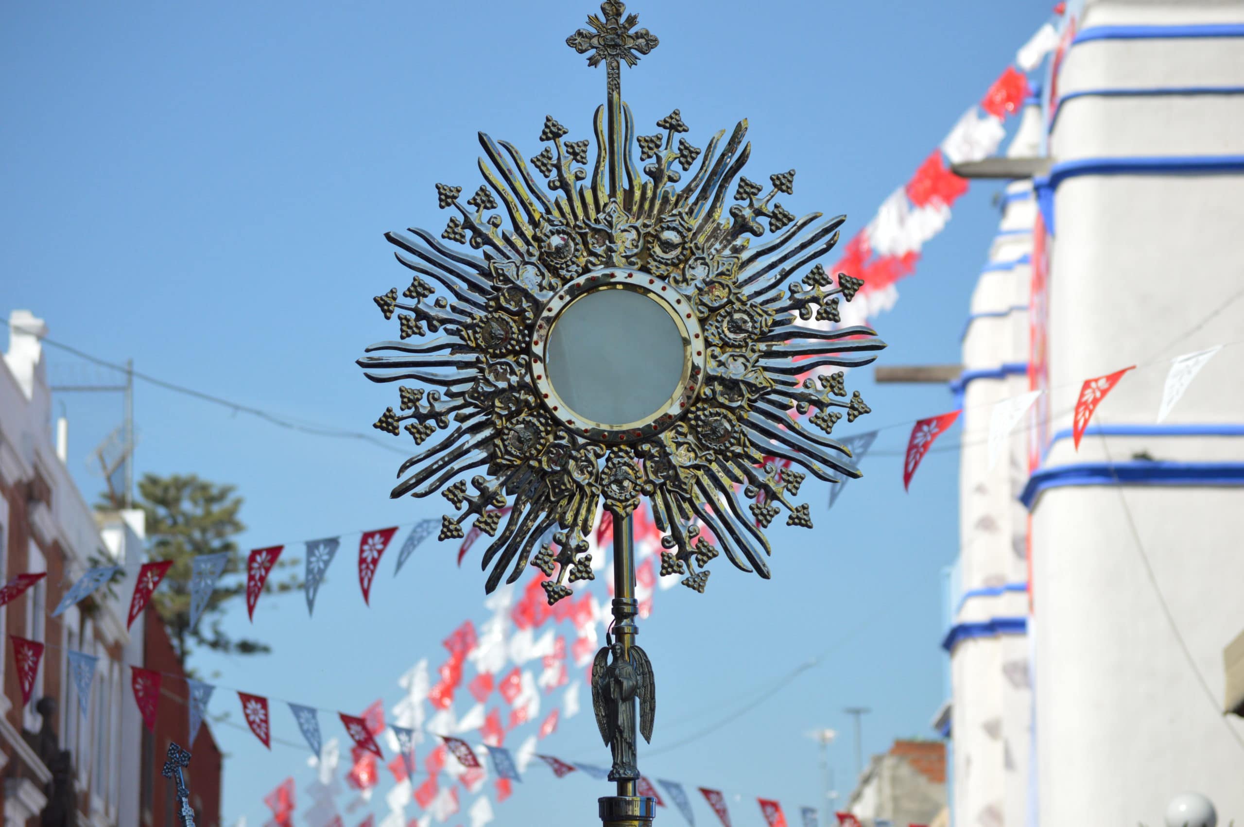Corpus Christi, the importance of treating Jesus Christ in the ...