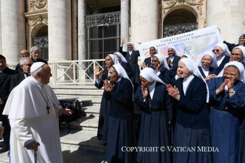 The Pope on monastic life: "Their prayer is the invisible force that ...