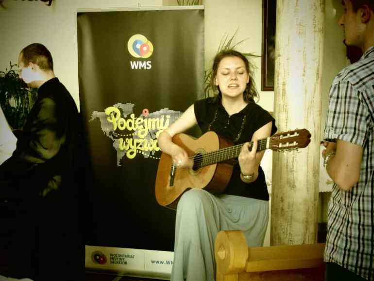 Helena Kmiec hacia los altares - Exaudi
