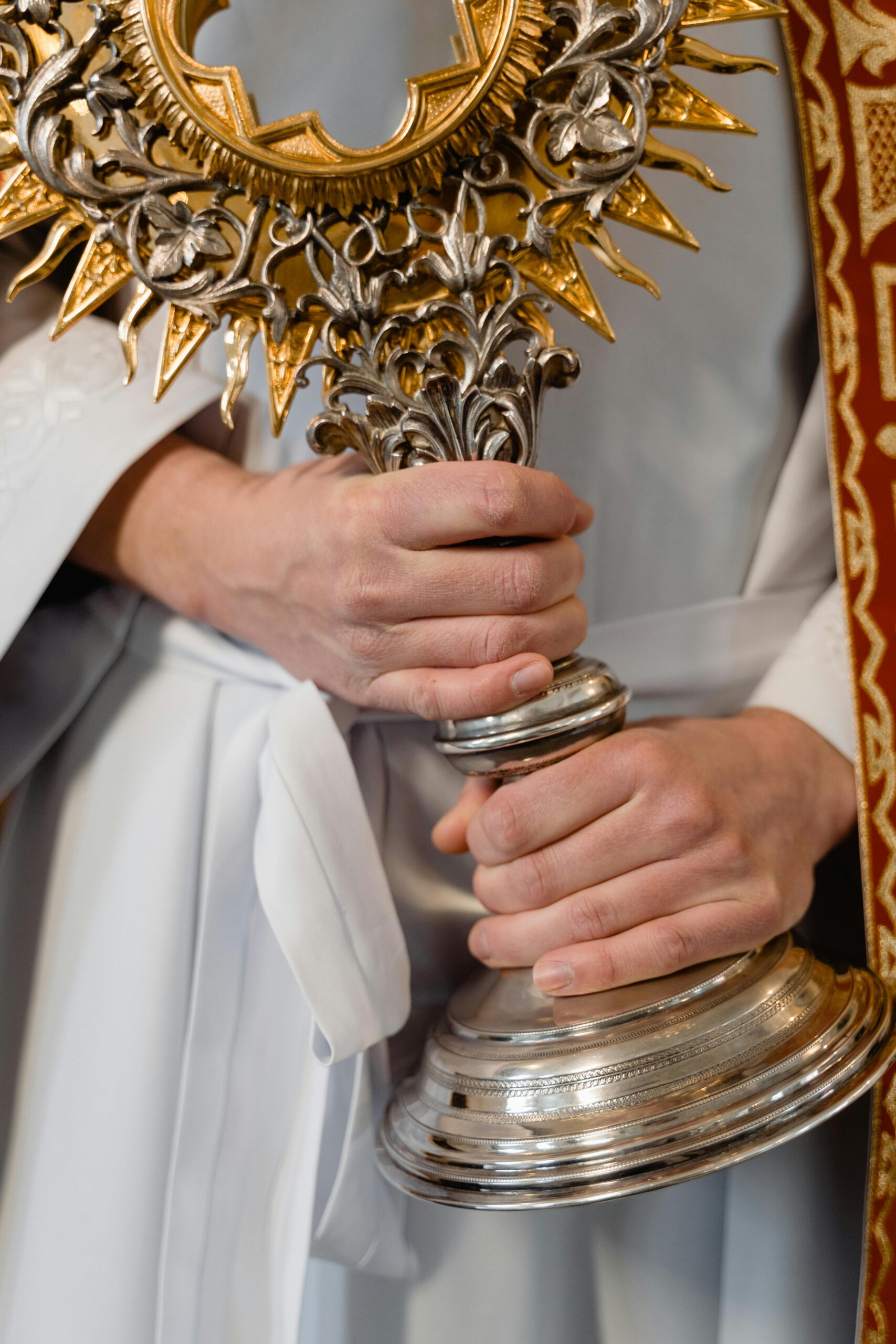 Eucharistic devotions and popular spirituality - Exaudi