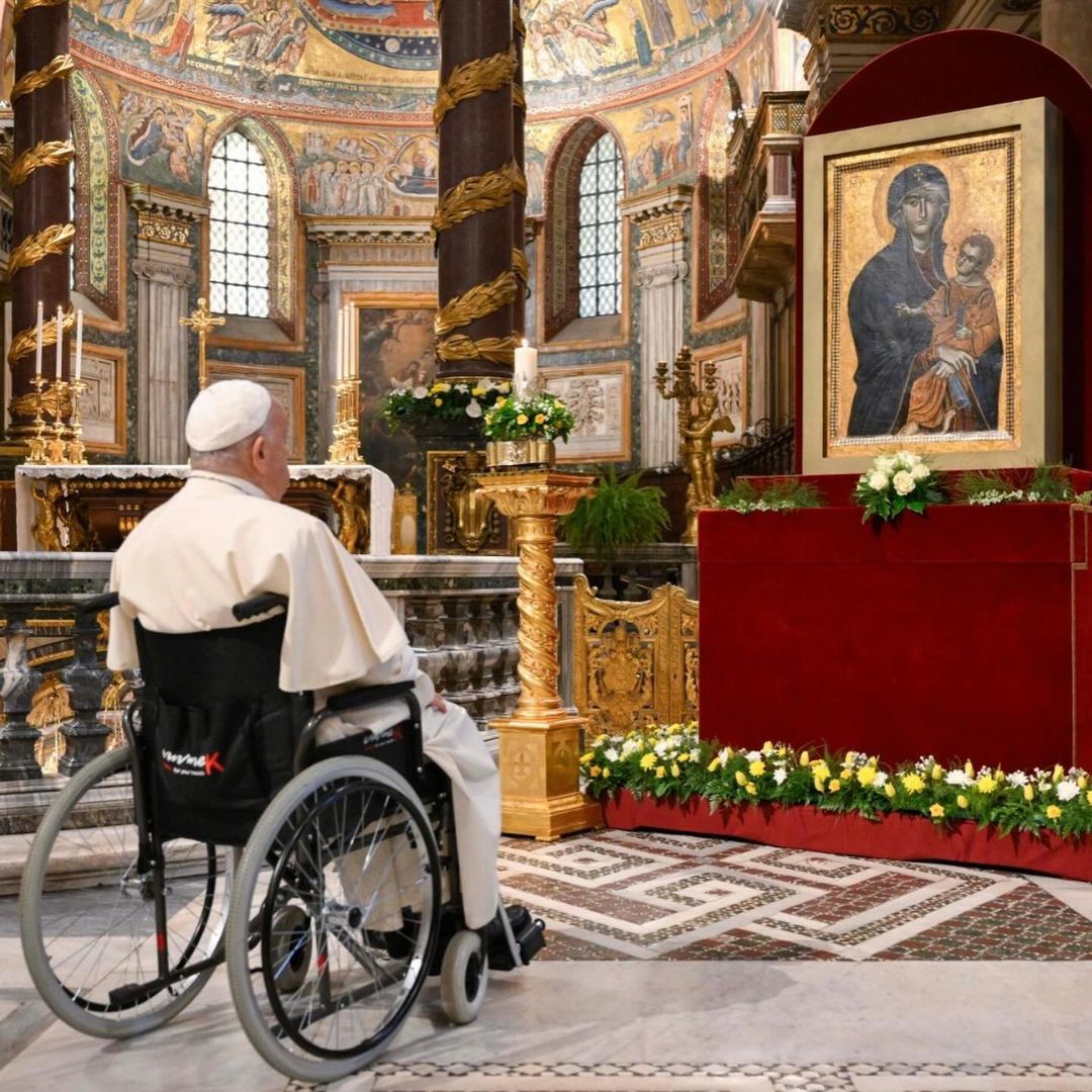 Oración del Santo Rosario presidida por el Papa Francisco para suplicar ...